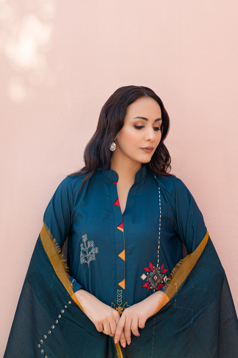 Azalea – Flairs Studio